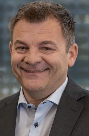 Thomas Egger folgt auf Beat Grossenbacher als SRG-Finanzdirektor - kleinreport.ch