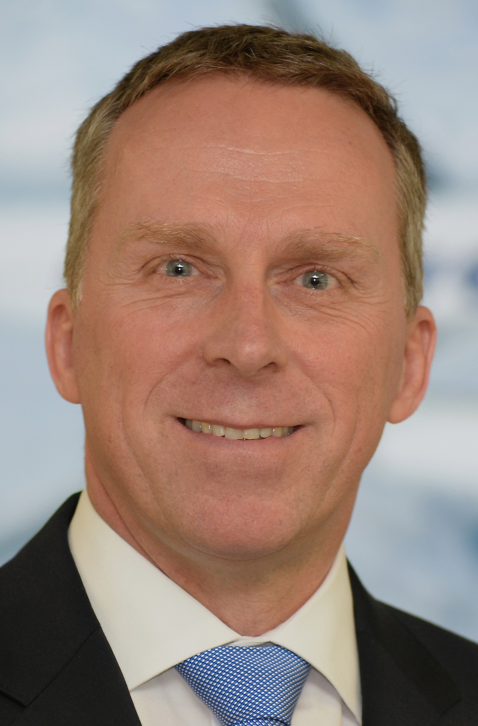 Bernd Bauer zum CEO von Edelweiss befördert - kleinreport.ch