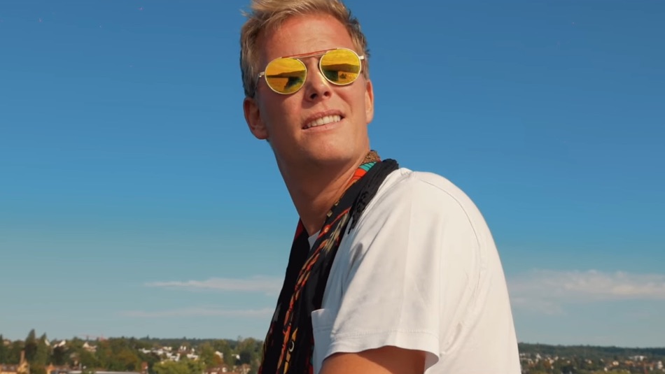 DJ Mr. Da-Nos macht «sexy Sound» für Knies Liebeszirkus - kleinreport.ch