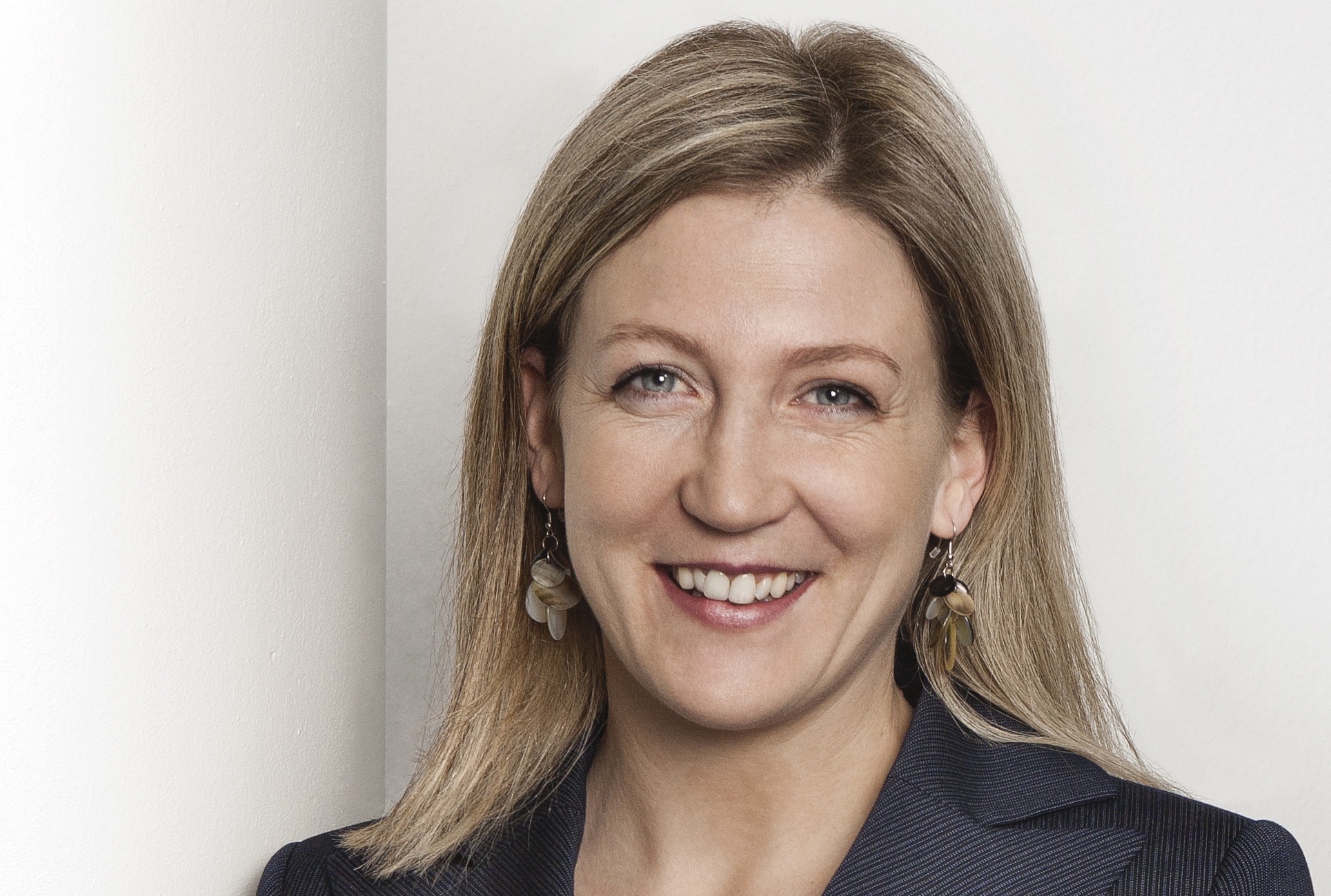 Wechsel an der Kommunikationsspitze von Swissgrid - kleinreport.ch