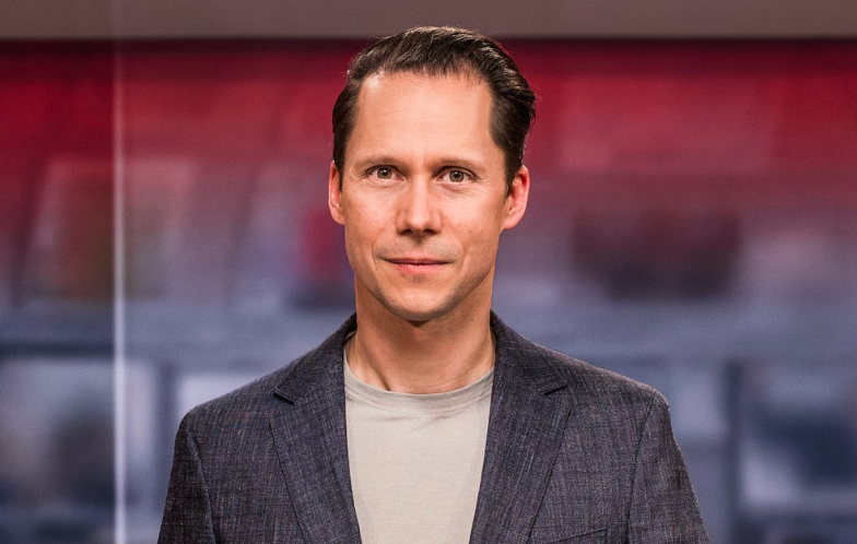 «Schweiz aktuell»-Moderator kehrt zu Radio SRF 3 zurück - kleinreport.ch