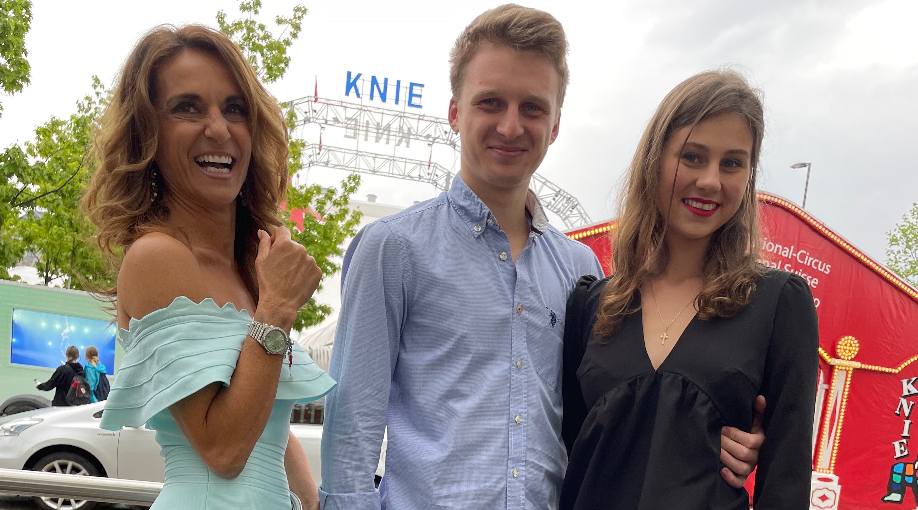 Ukraine-Flüchtlinge: Bloggerin Beatrice Lessi an Zürcher Knie-Premiere ...