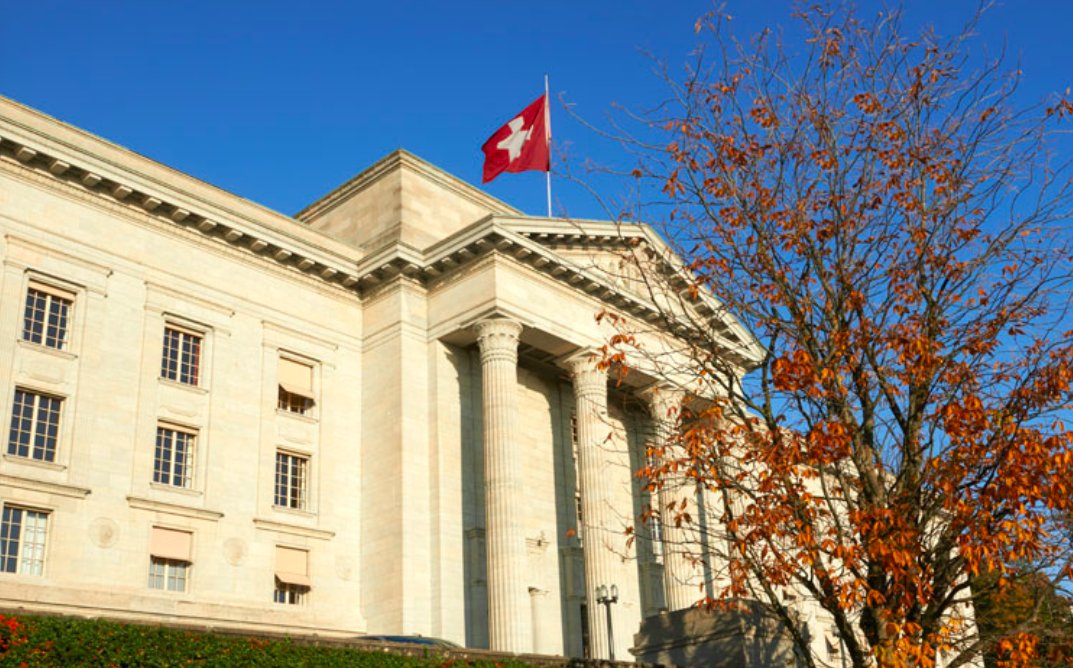 Scheinselbständigkeit: Bundesgericht verdonnert Uber zu AHV-Zahlungen ...