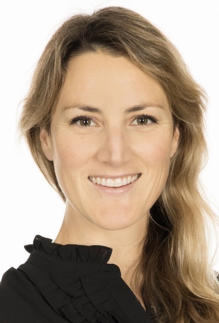 Eva Breitenstein wechselt von der «Schweizer Illustrierten» zur NZZ ...