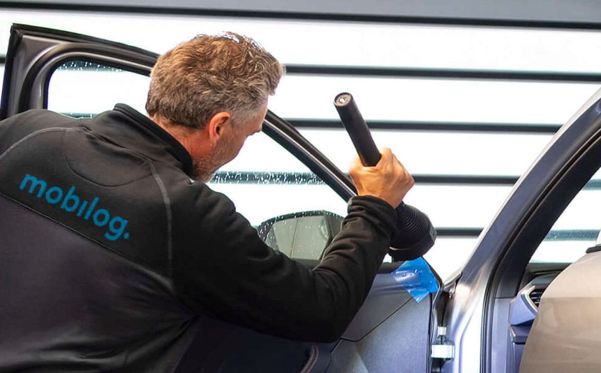 Auto-Logistik: Heads gestaltet Branding für Mobilog - kleinreport.ch