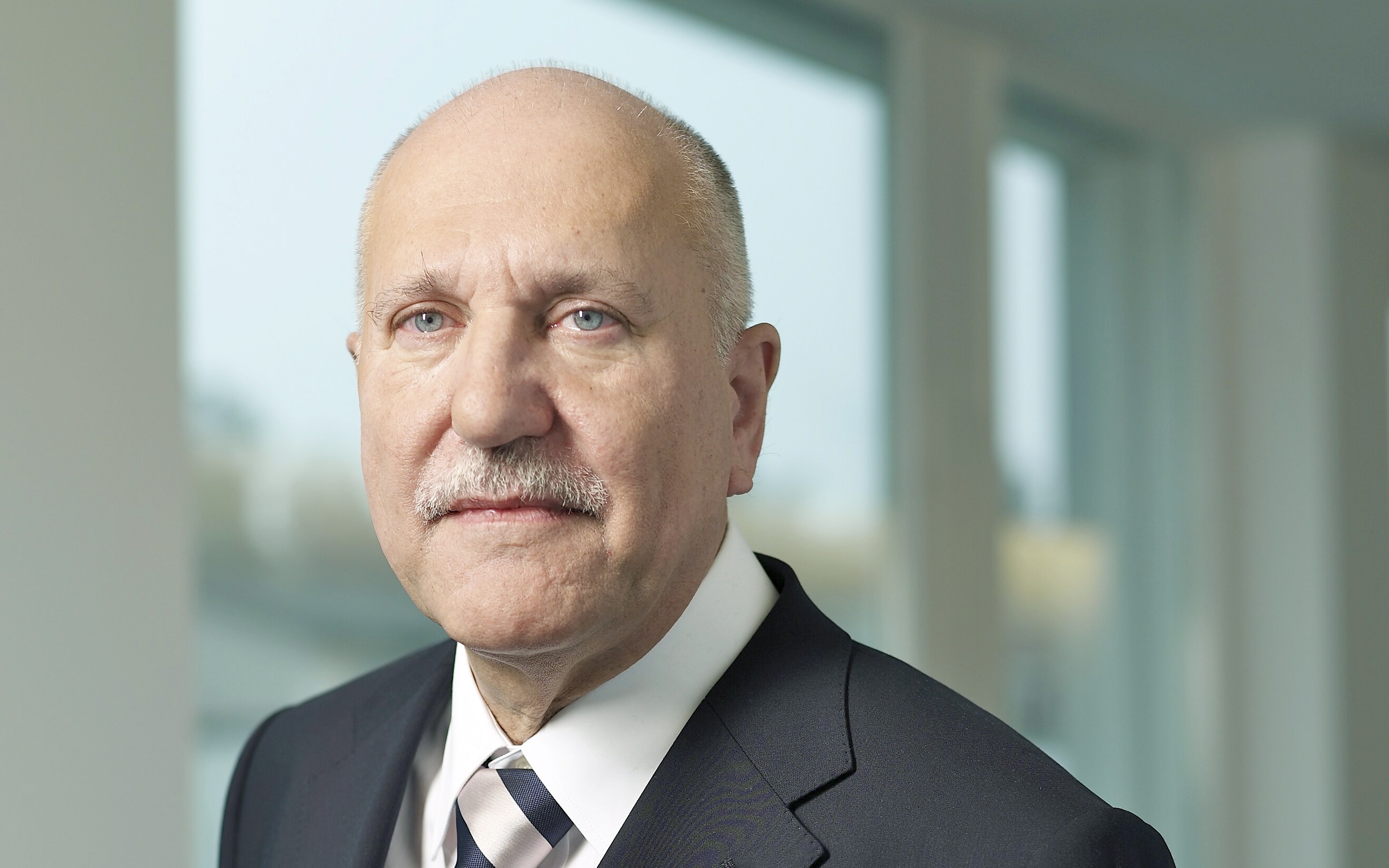 Urs Brogli neuer Kommunikationsleiter bei The Swiss Leading Hospitals ...